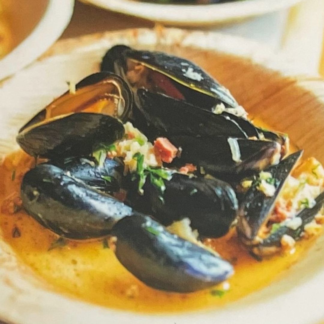 Menai Mussels with Nduja and White Wine Sauce – Mermaid Seafoods